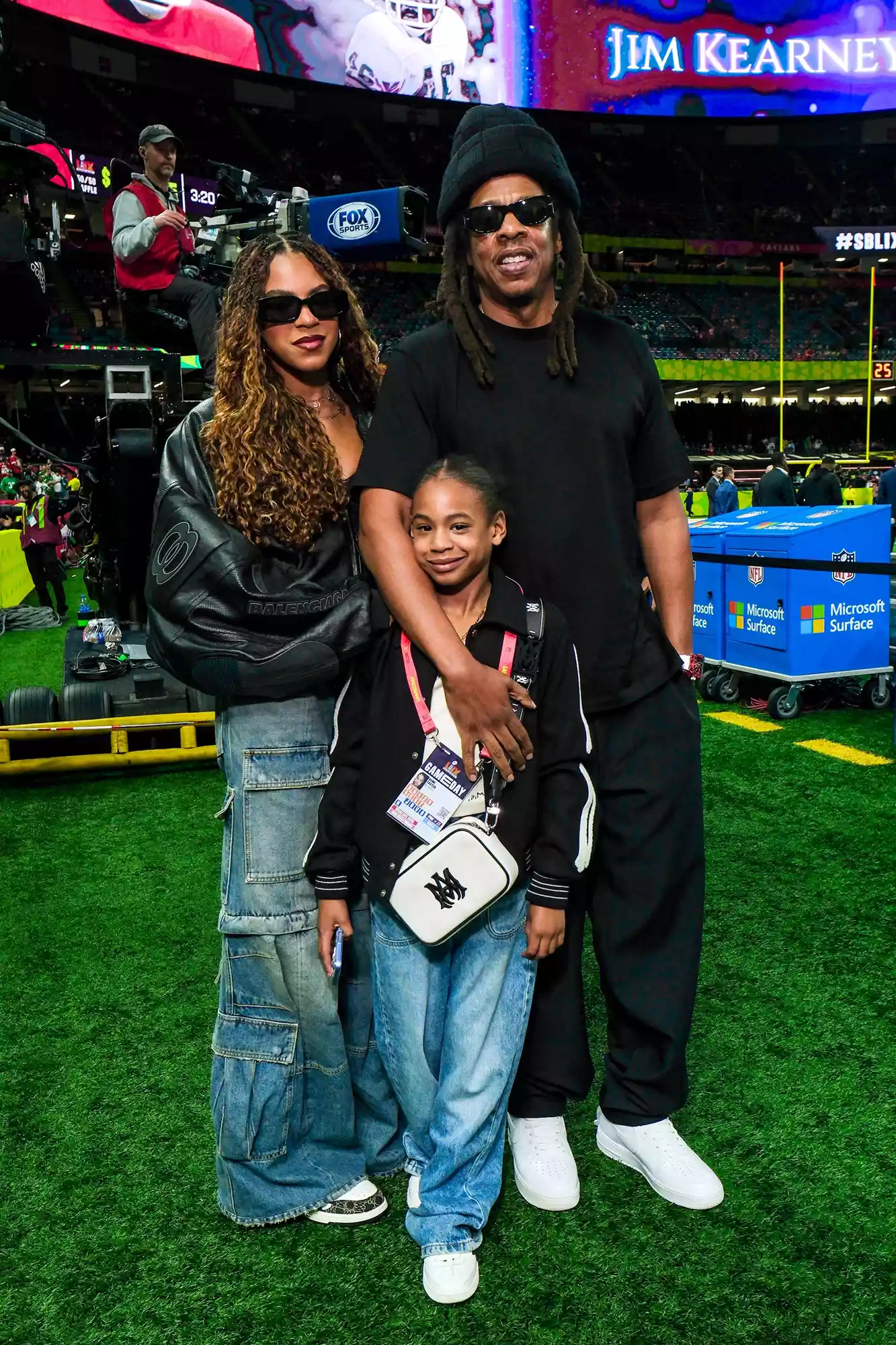 Beyonce's daughters, Blue Ivy and Rumi join their father Jay-Z at the ...